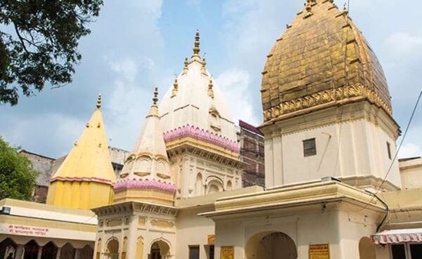 Raghunath Temple : A Monument of Faith and Tradition - Brown Chinar ...